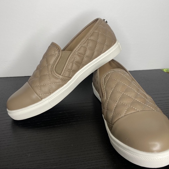 Steve Madden | Shoes | Steve Madden Zaander Quilted Slipon Sneakers Tan ...